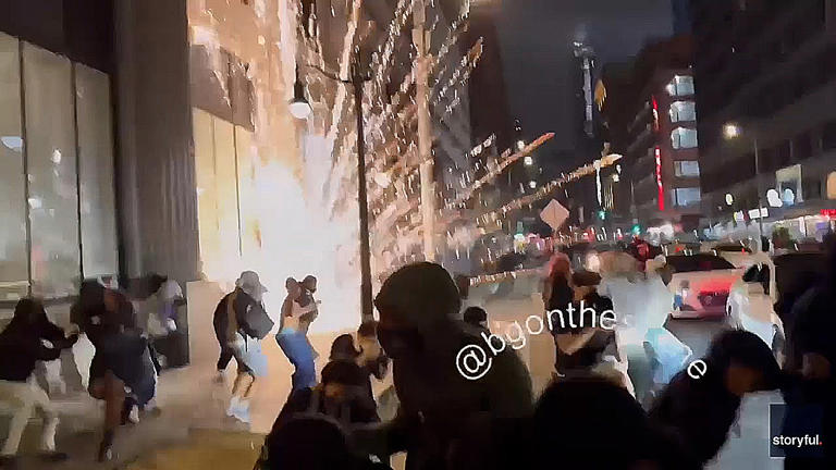 LA Apple Store looted in anti-ICE riots