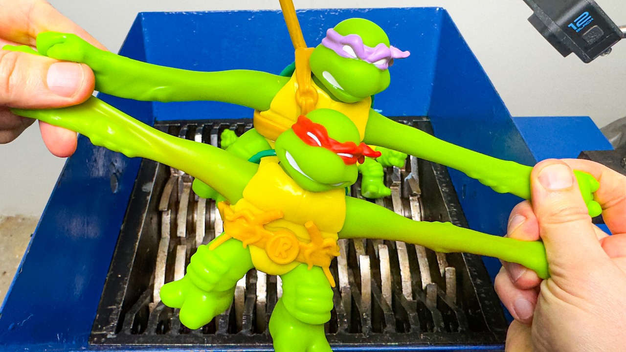 Shredding Stretchy Teenage Mutant Ninja Turtles!