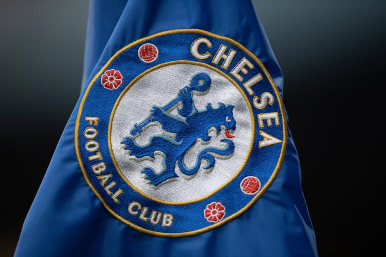 Calum McFarlane reacts to dramatic Chelsea draw and explains half time ...