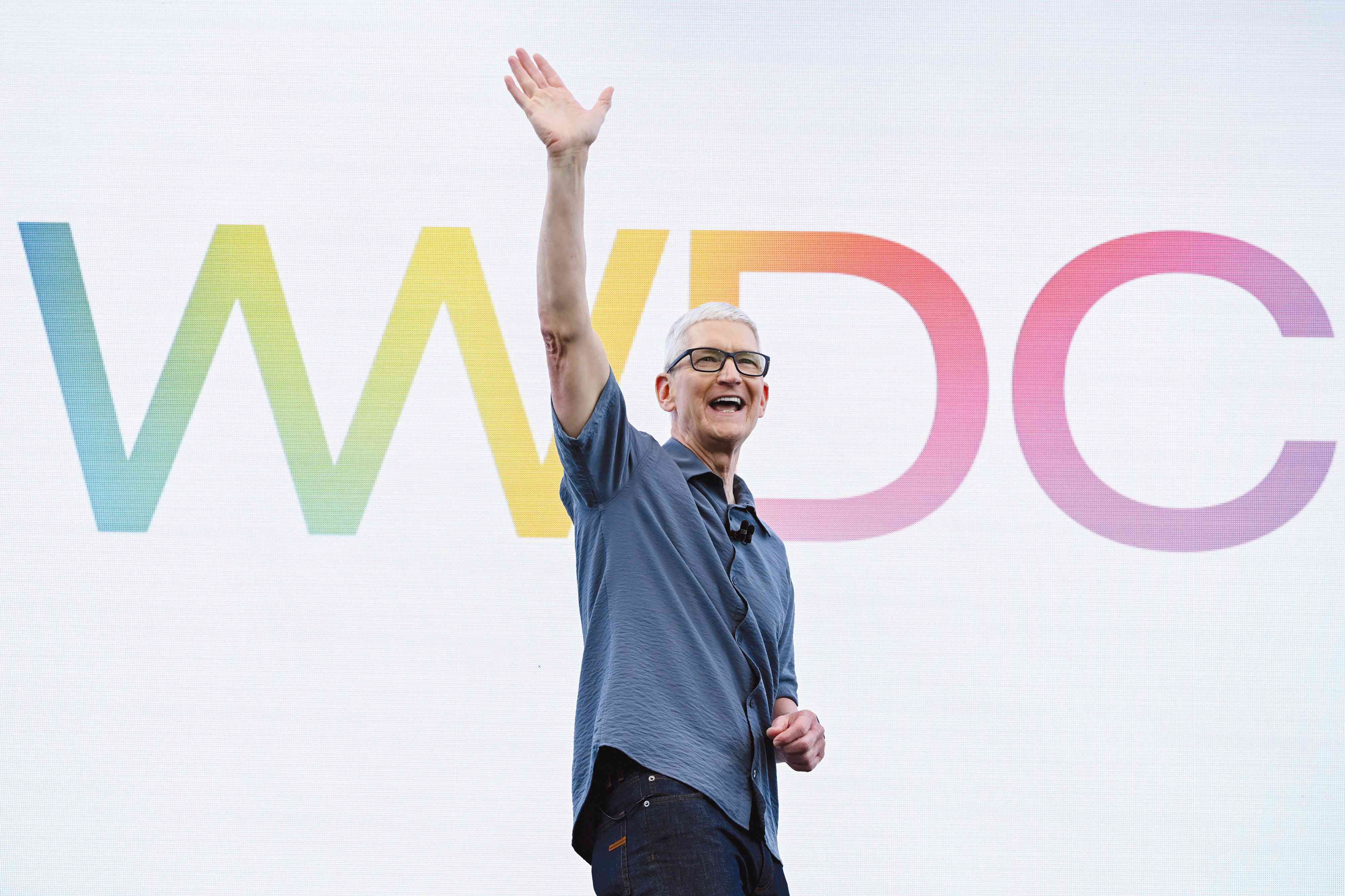 Apple's WWDC Was a 'Yawner,' Wedbush Says, But Analysts Are Still Bullish