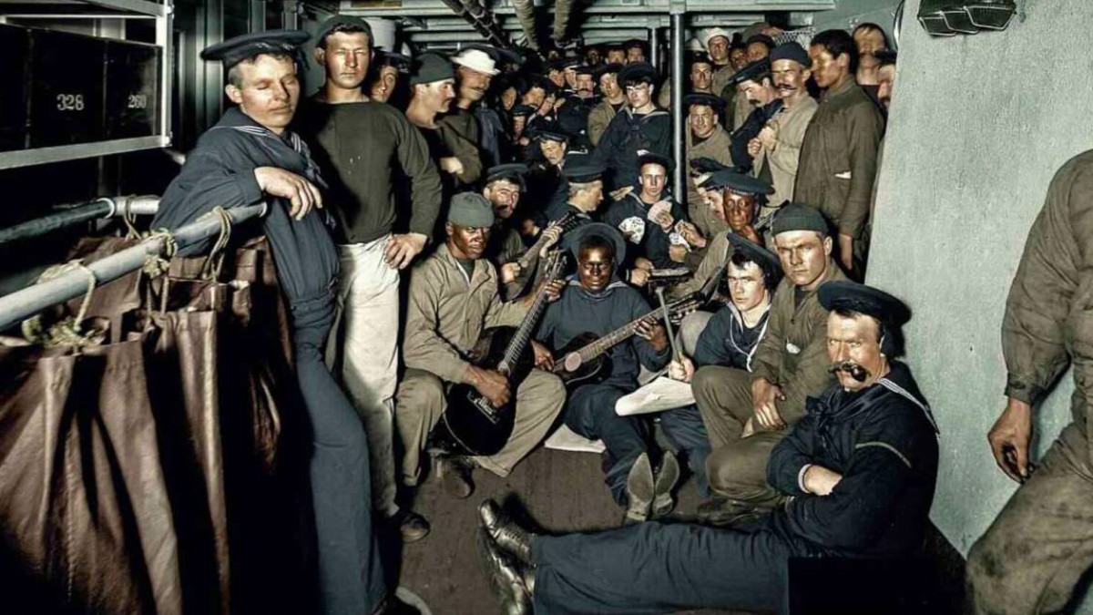 25 Colorized Photos From The Mid-1890s