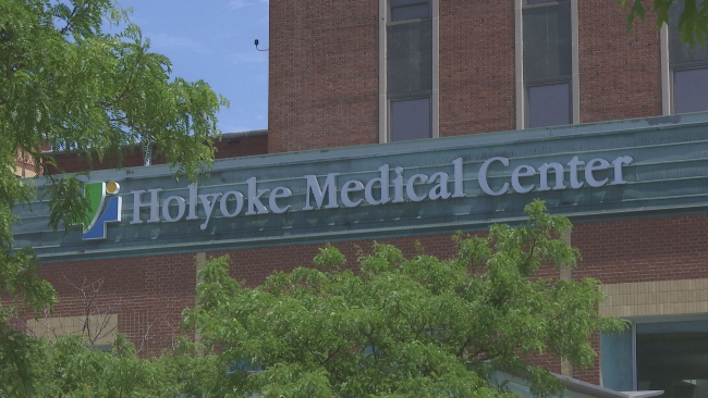 Holyoke Medical Center reopens farmers’ market for fourth year