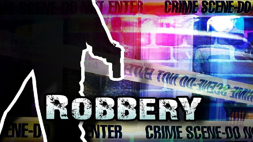 Teen arrested in connection with robbery in Manhattan