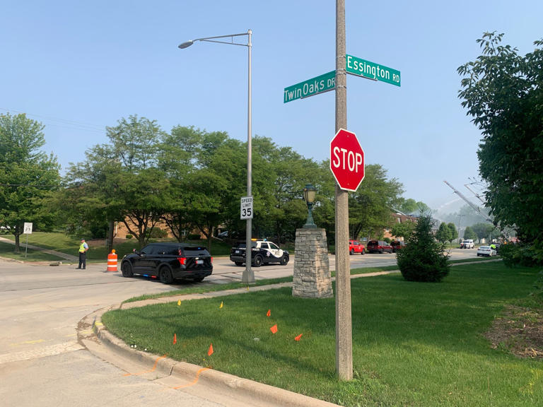 Huge Joliet Fire Consumes Twin Oaks Apartments Off Essington Road