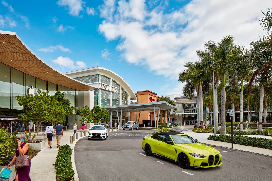 What's new at these South Florida malls? See the changes and coming stores