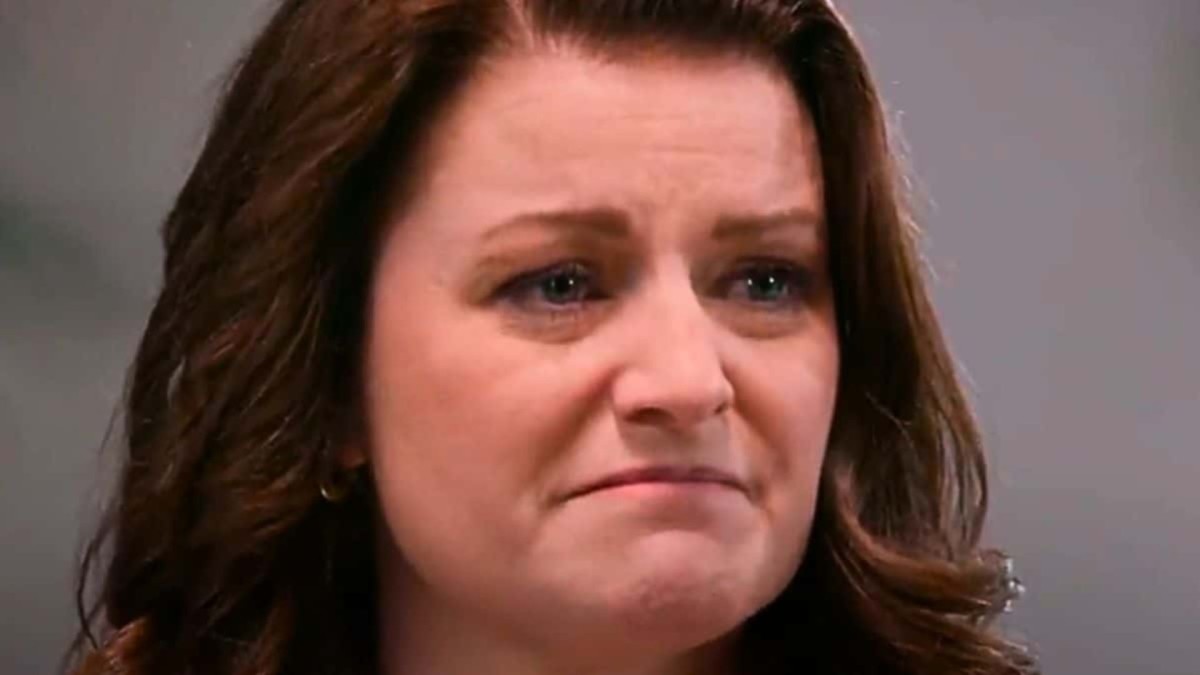 'Sister Wives' Robyn Brown Sparks Outrage by Finally Admitting She's ...