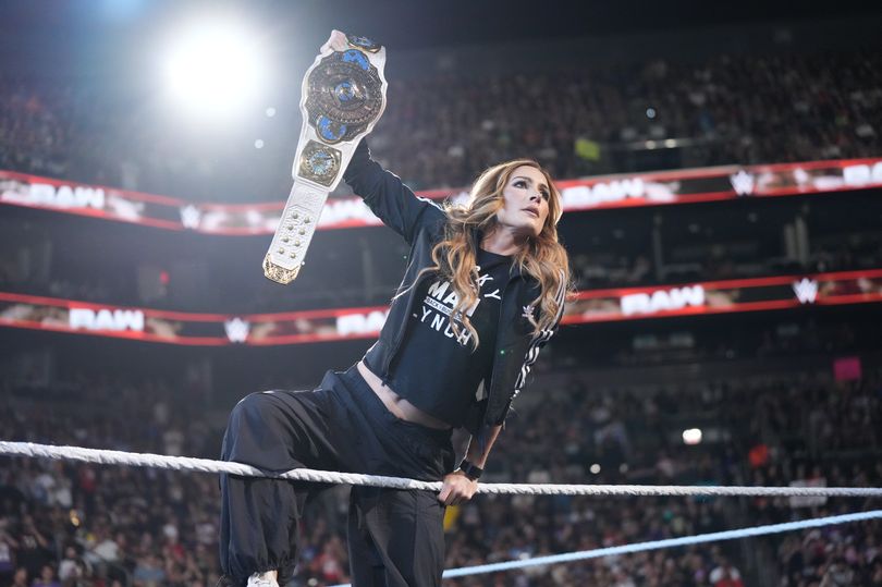 WWE star makes gesture to support Ms. Rachel after pro-Palestine backlash