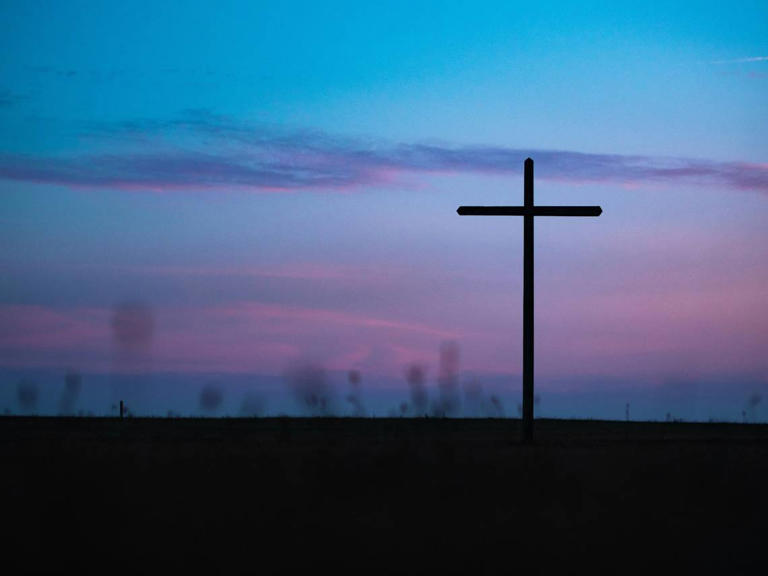 Christianity saw ‘steep drop' in US over past decade, study finds. Here ...