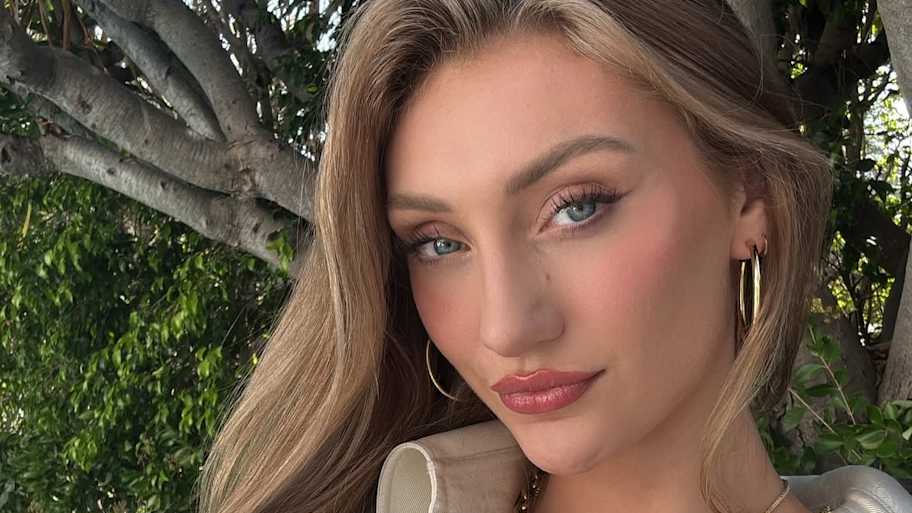 Vanessa Bryant digs Cameron Brink’s elegant fit amid WNBA injury return ...