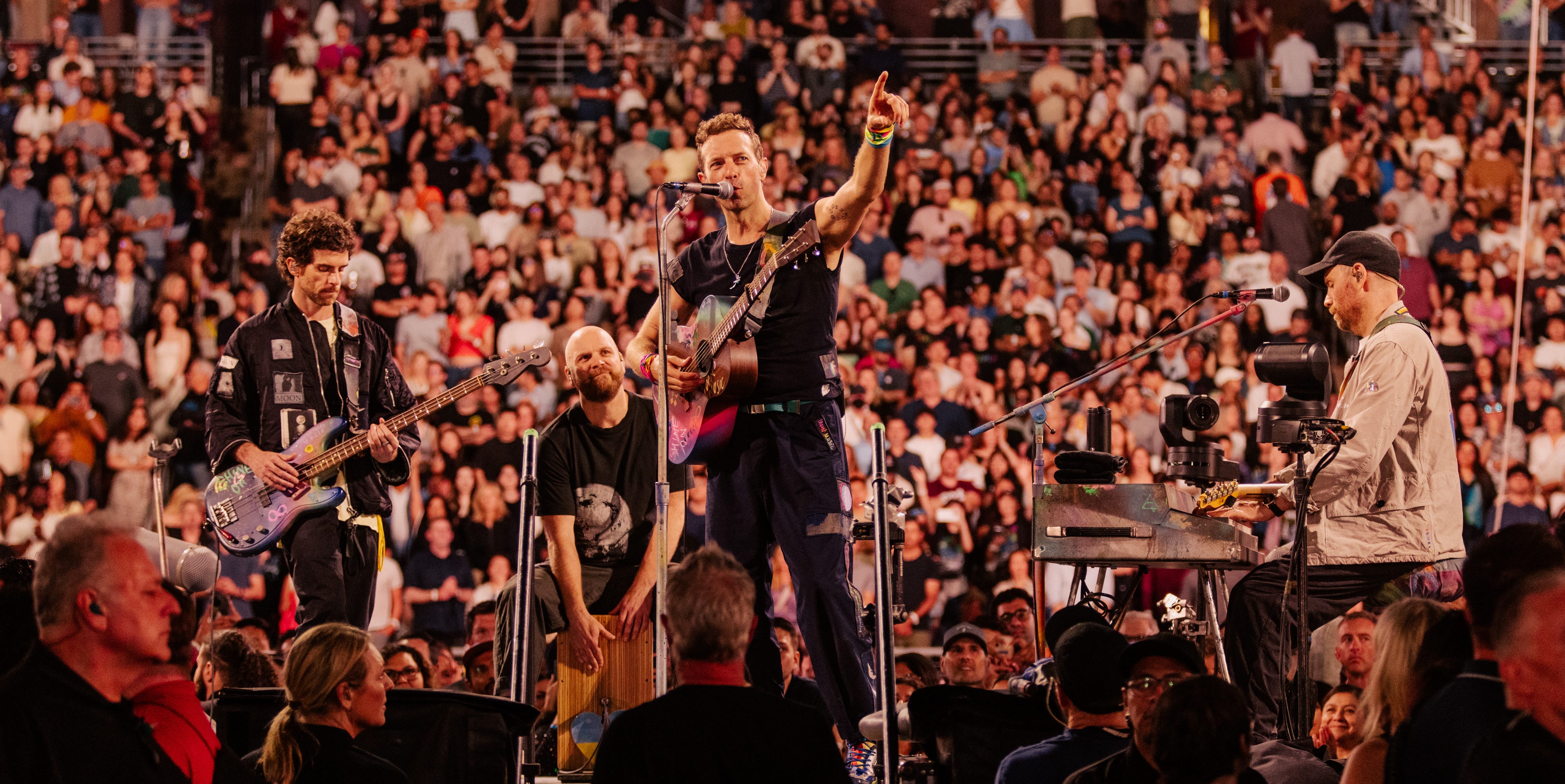 Coldplay concert setlist: From ‘The Scientist’ to ‘Clocks’ on Music of ...