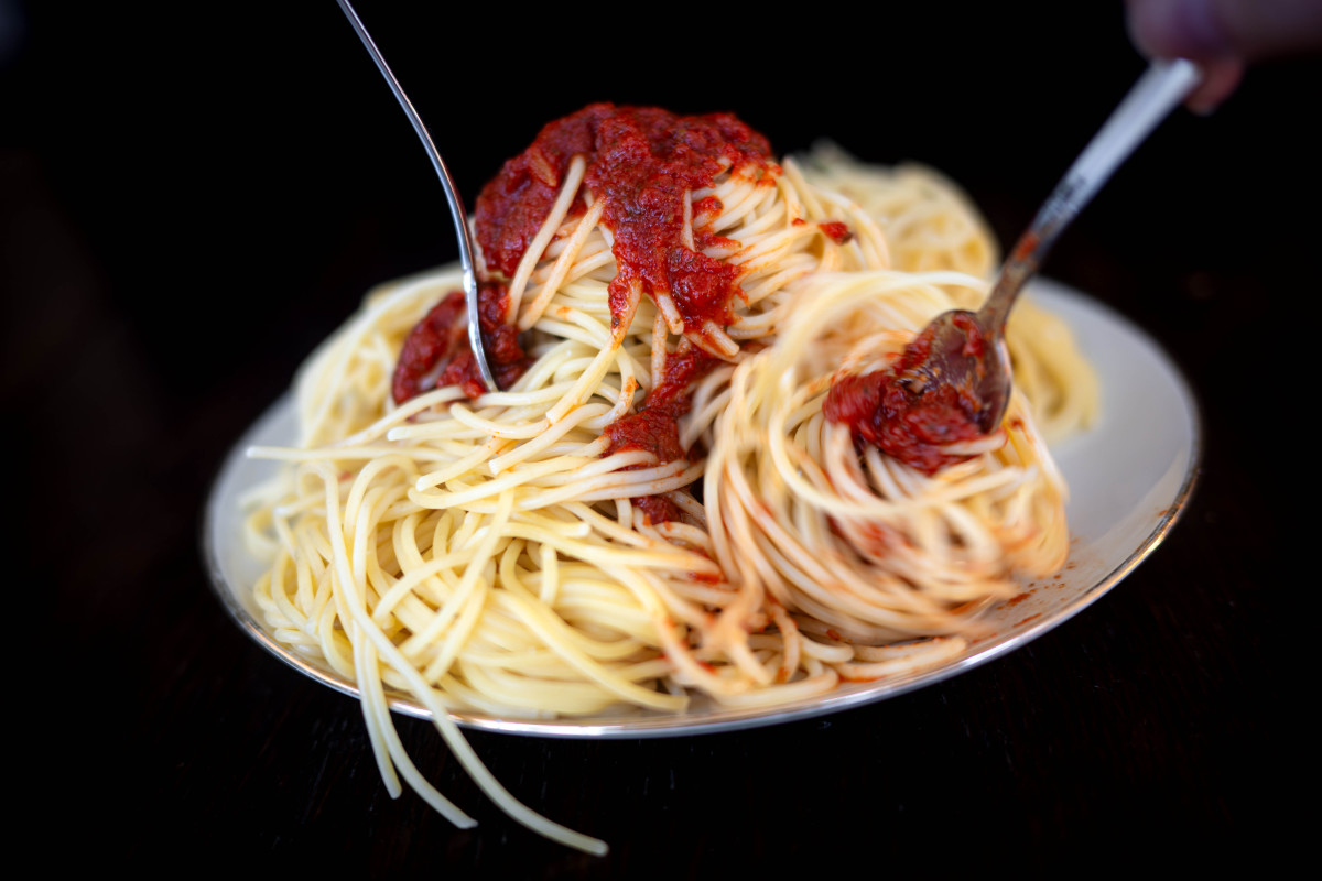 Beloved Oregon Restaurant Chain, Bugatti's, Closes Its Last Location