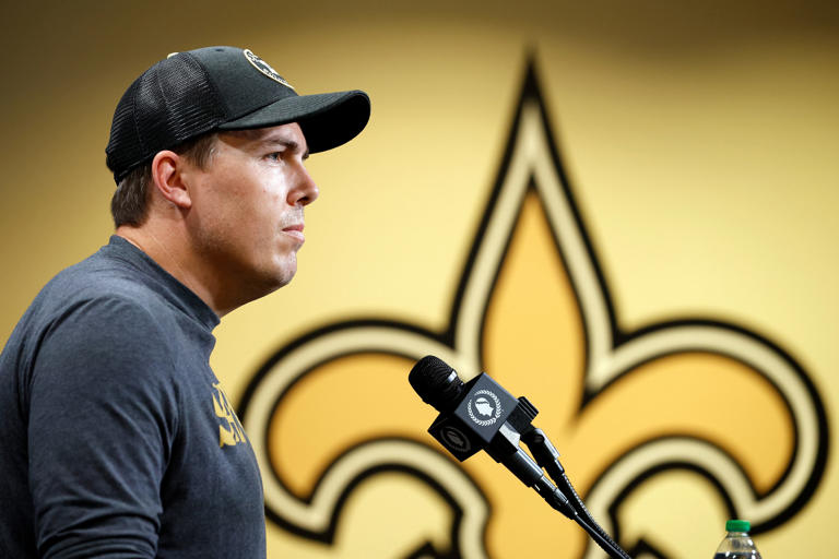Saints kick off mini-camp with fans watching new era under Kellen Moore