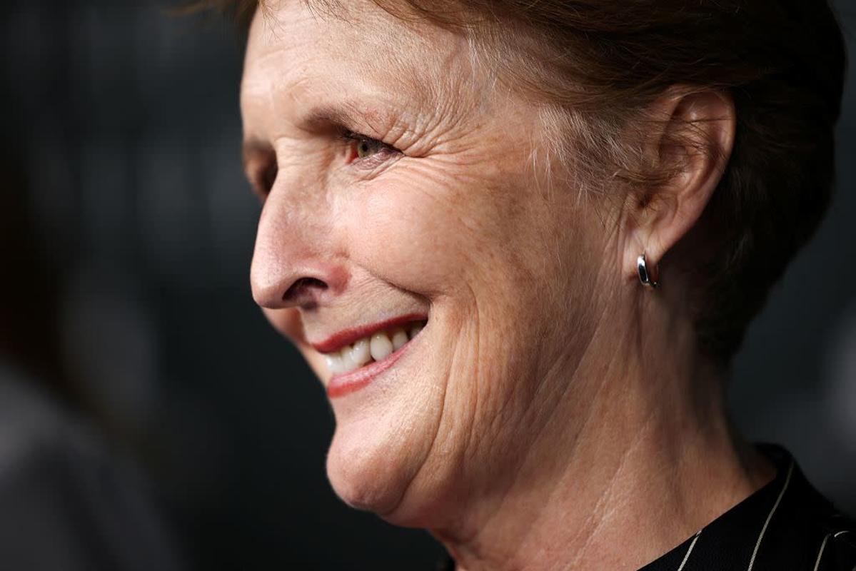 ‘Harry Potter’ Star, 66, Turns Heads in Optical Illusion Suit