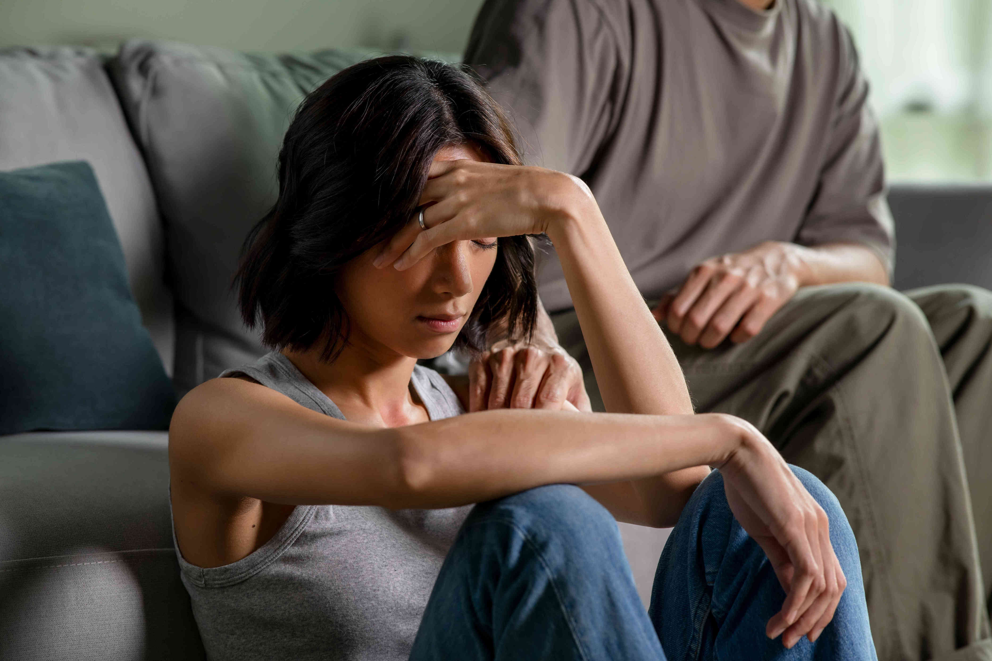 How To Help Someone With a Migraine Headache