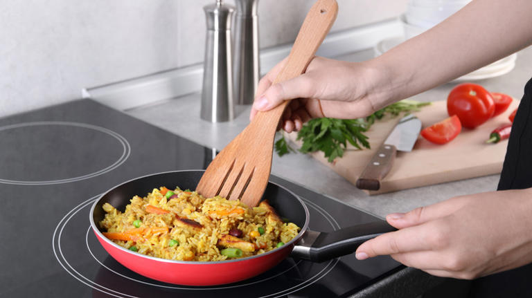 11 Induction Cooktop Mistakes To Avoid At All Costs