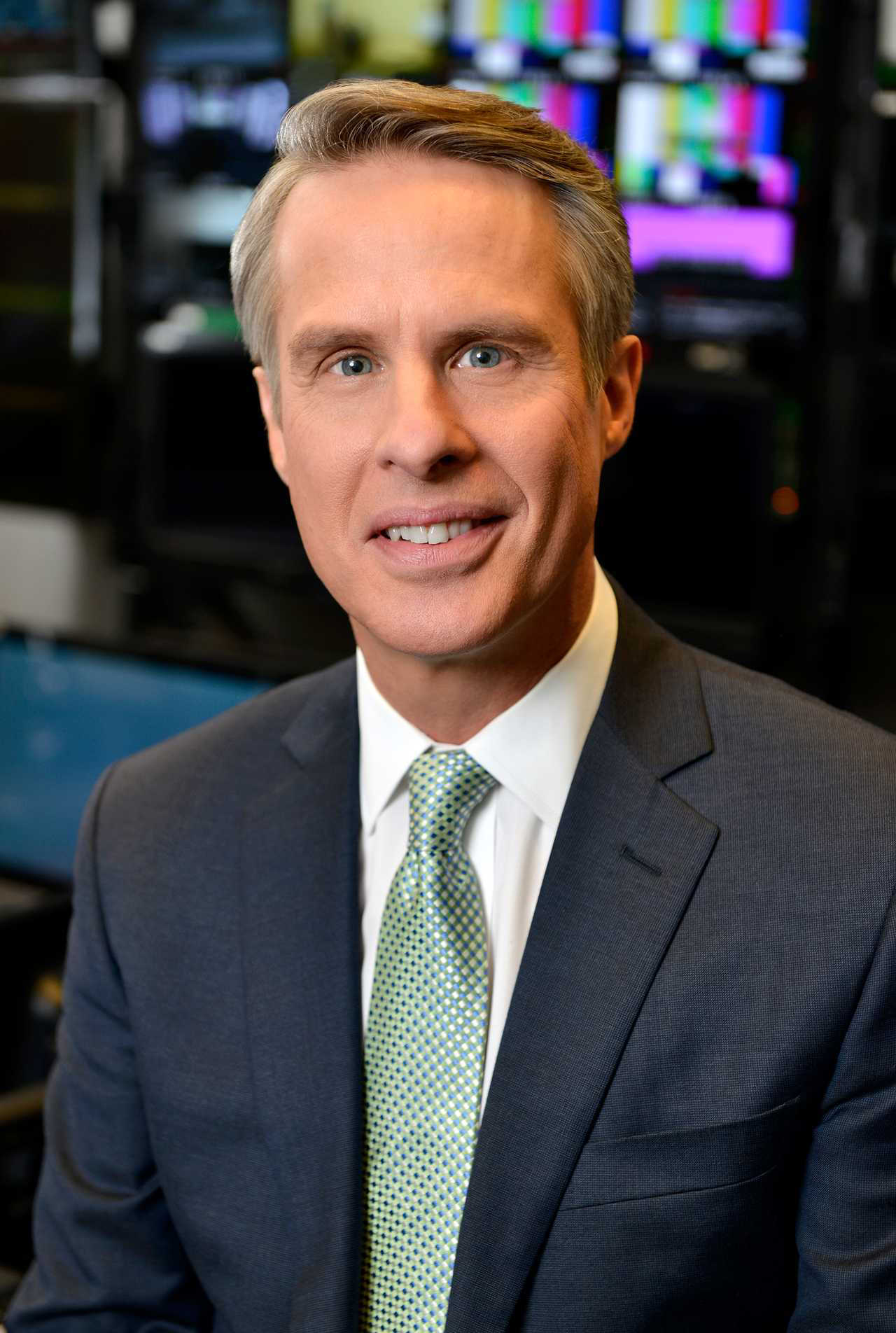 Anchor Terry Moran Out At ABC After Post About Trump, Deputy Chief Of ... Anchor Terry Moran Out At ABC After Post About Trump, Deputy Chief Of ...