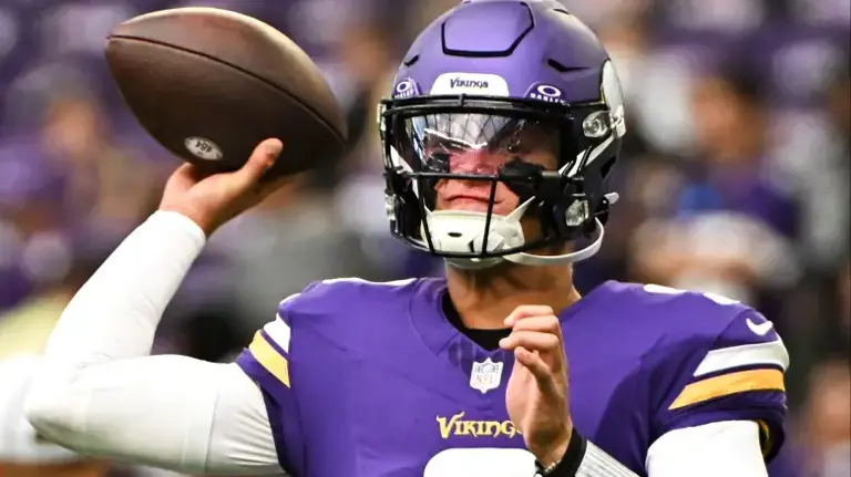 Vikings QB J.J. McCarthy Sent Ominous Warning Ahead of 1st Start