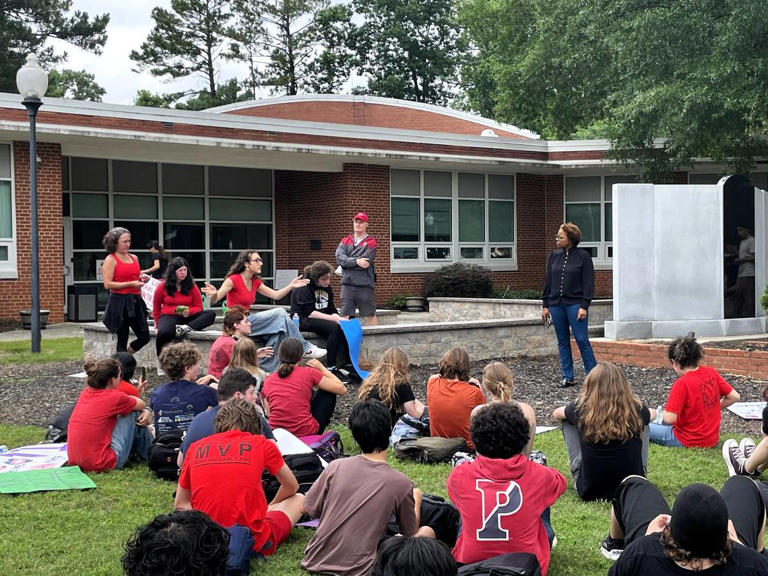 Chapel Hill-Carrboro school principal on leave after walk-out to ...