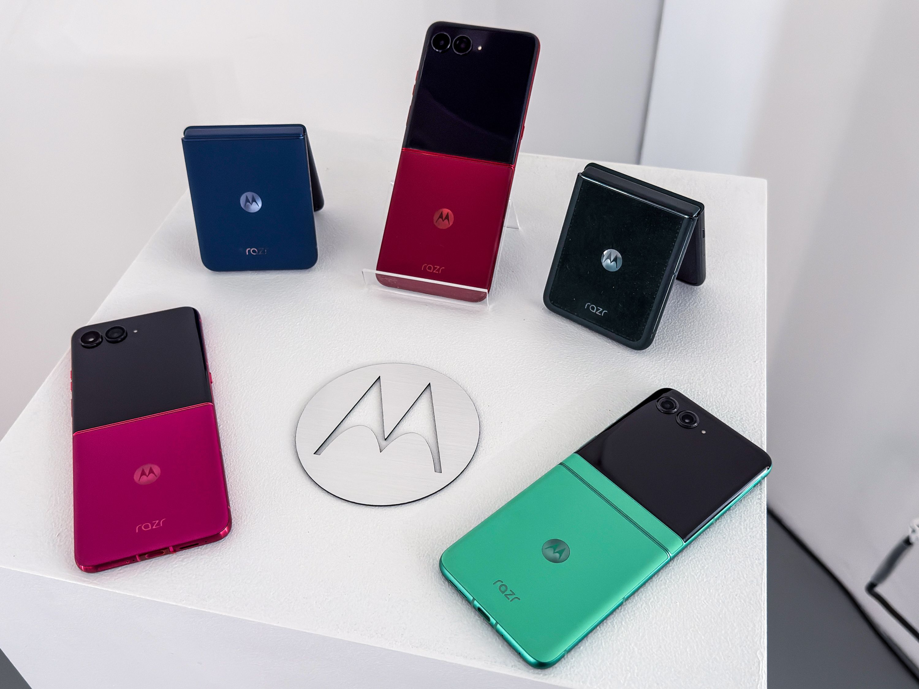 I Tested Every New Flip Phone on the Market. Only 3 Are Worth the Hype.