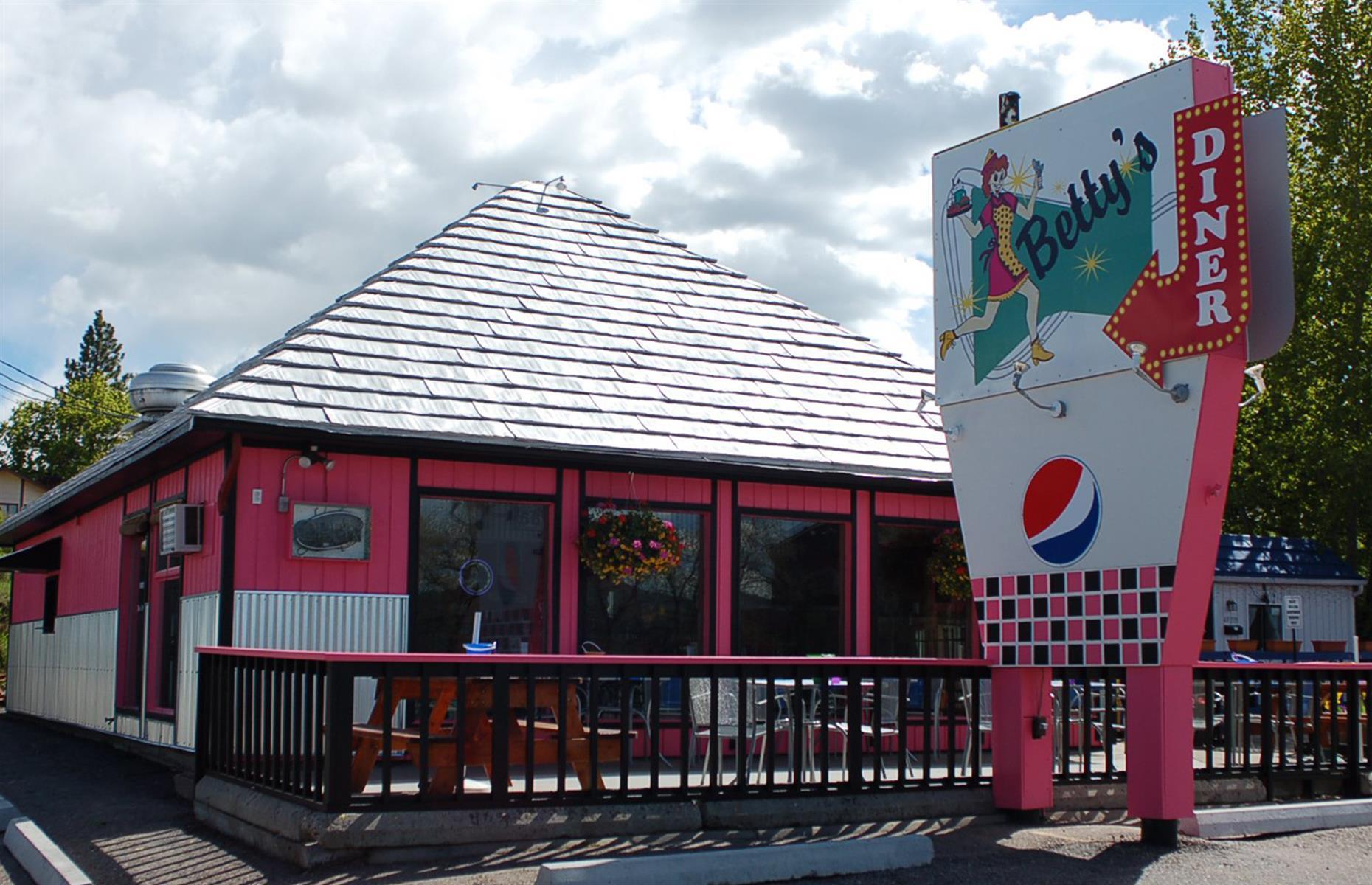 The most charming roadside food stops across America