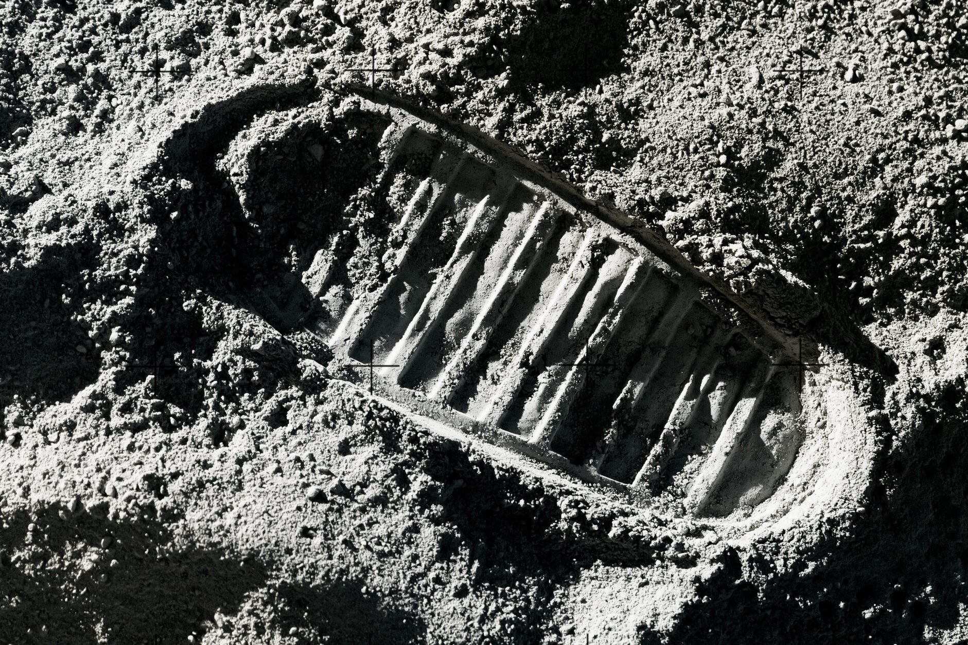 15 Fun Facts About the Moon You Might Find Spooky
