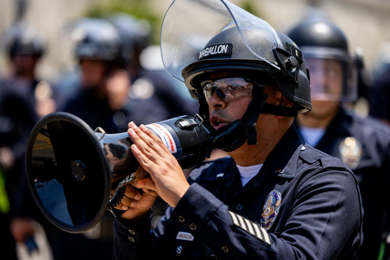 What was Iowa’s largest ICE raid? What to know about ICE as protests ...