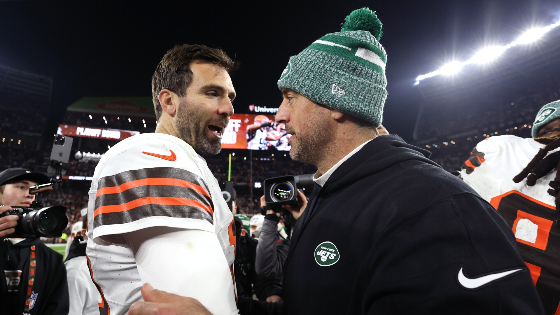 Myles Garrett on Aaron Rodgers: Good opportunity to put him in the ...