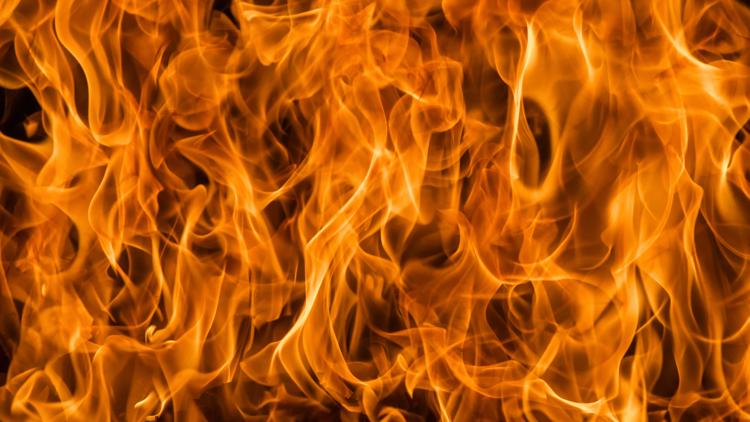 Lexington firefighters respond to fire at vacant house