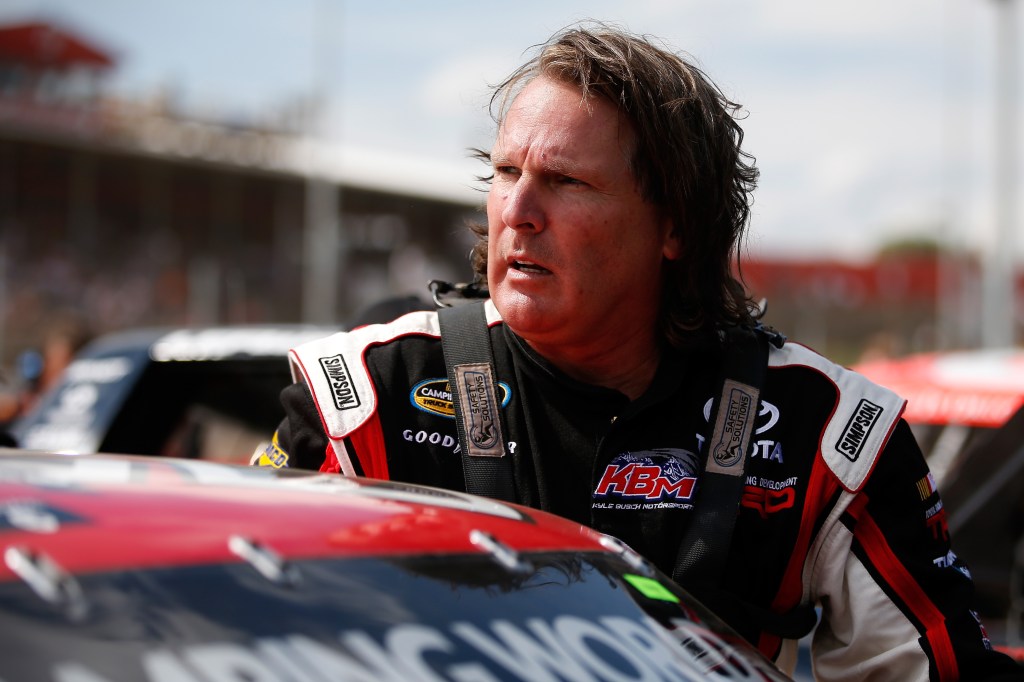Dirt racing legend Scott Bloomquist’s plane-crash death ruled a suicide
