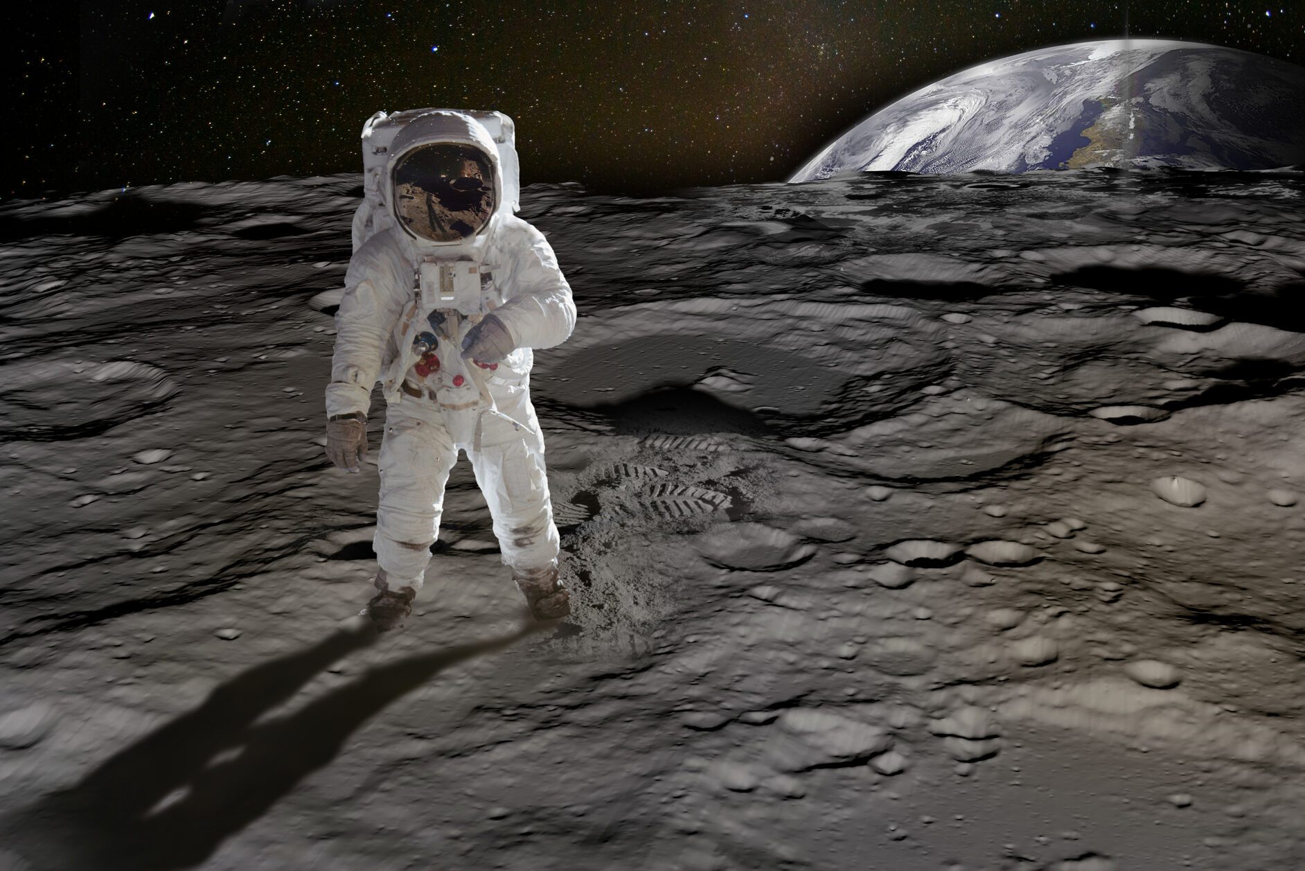 15 Fun Facts About the Moon You Might Find Spooky