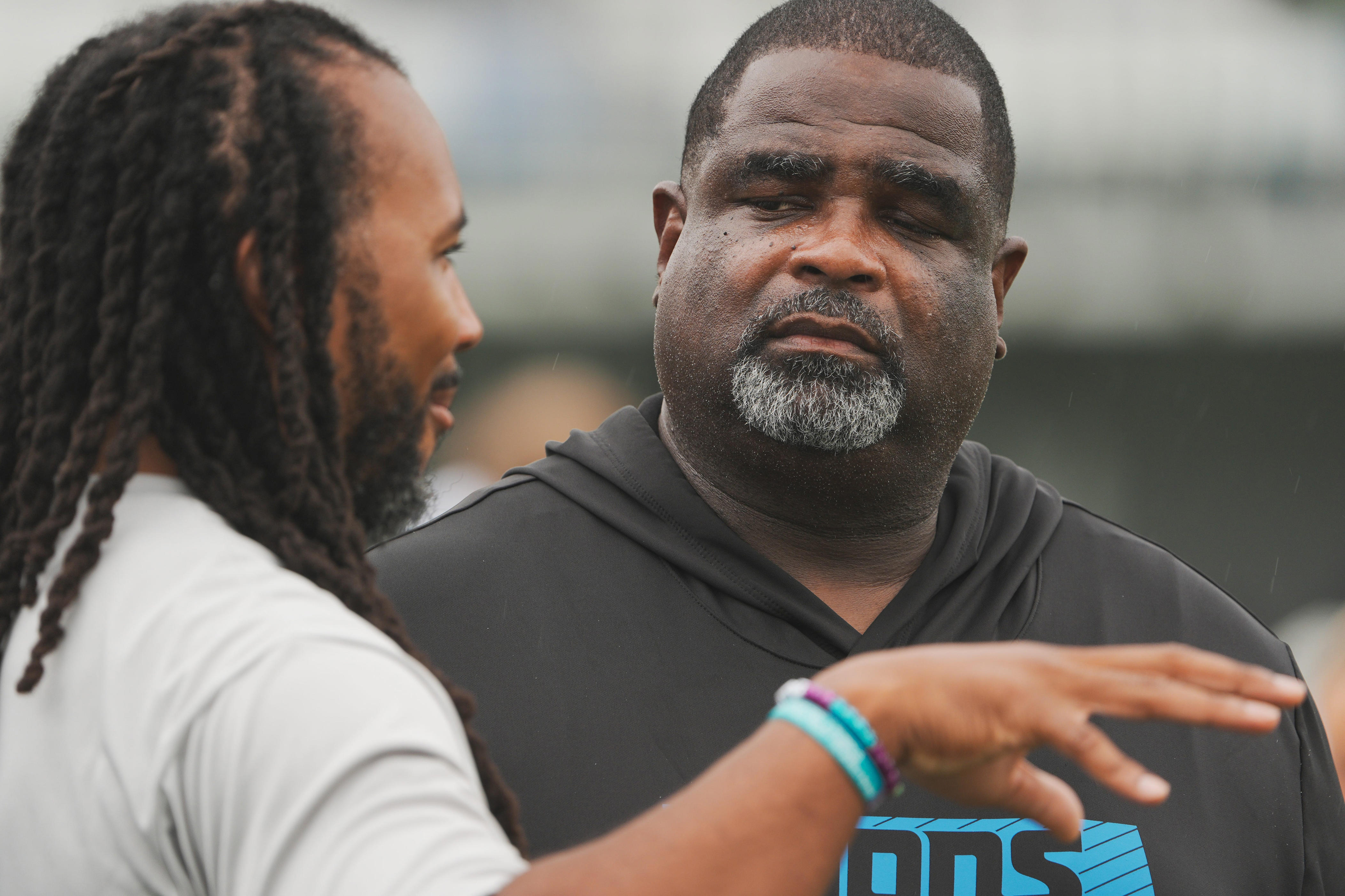 Mike Vrabel gives update on Patriots DC Terrell Williams' health issue