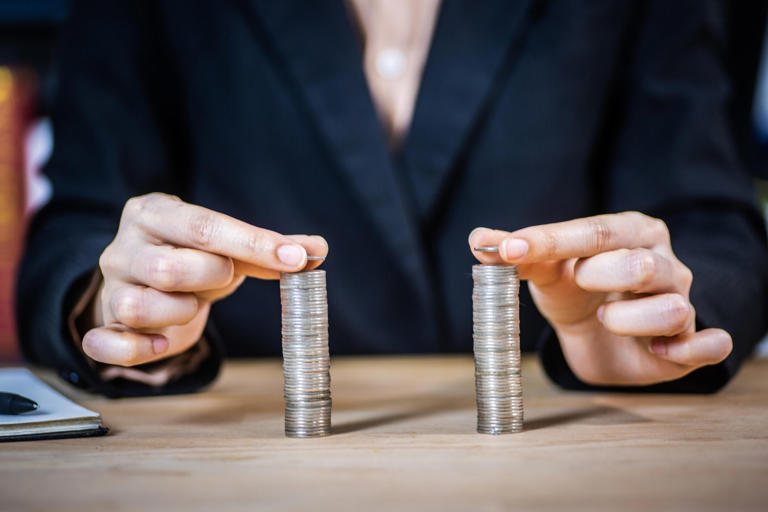 $10,000 CD vs. $10,000 high-yield savings account: Which earns more ...