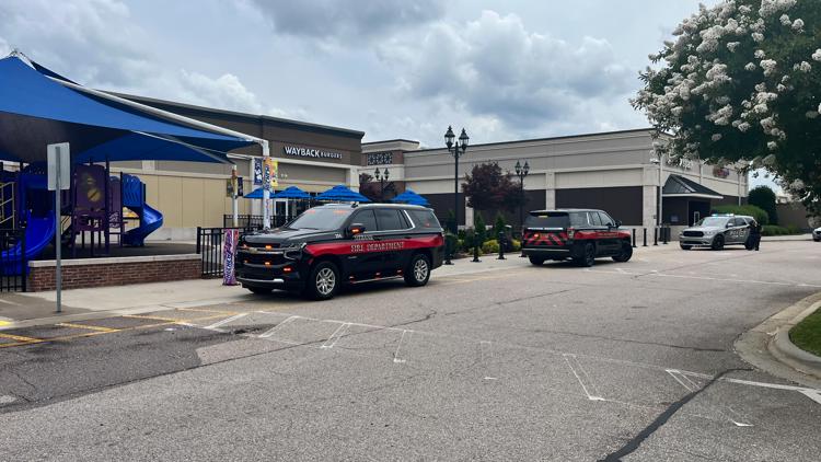 Fire extinguished in Mebane, Tanger Outlets spokesperson says