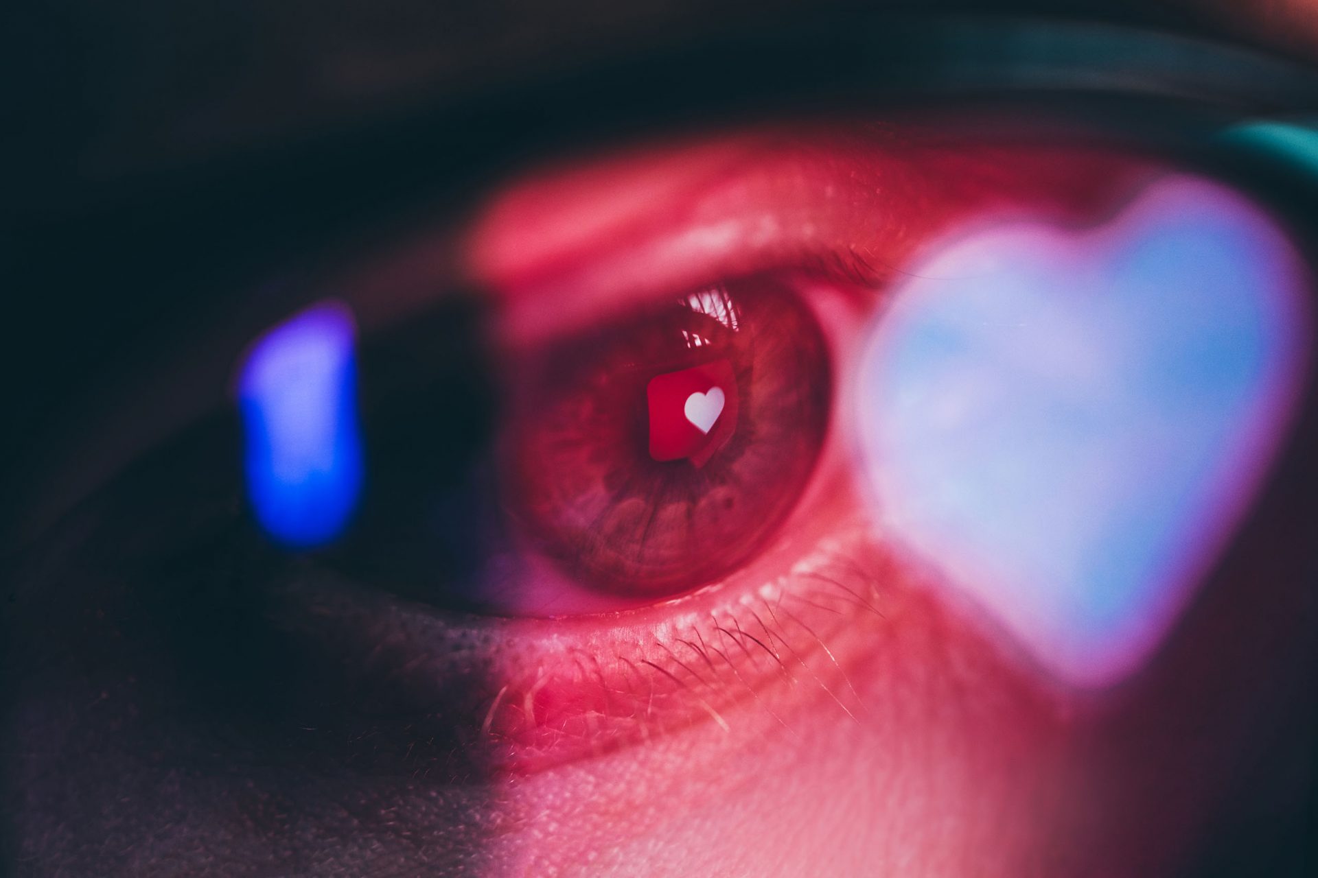Seeing Infrared Super Vision Contact Lenses Could Be A Reality