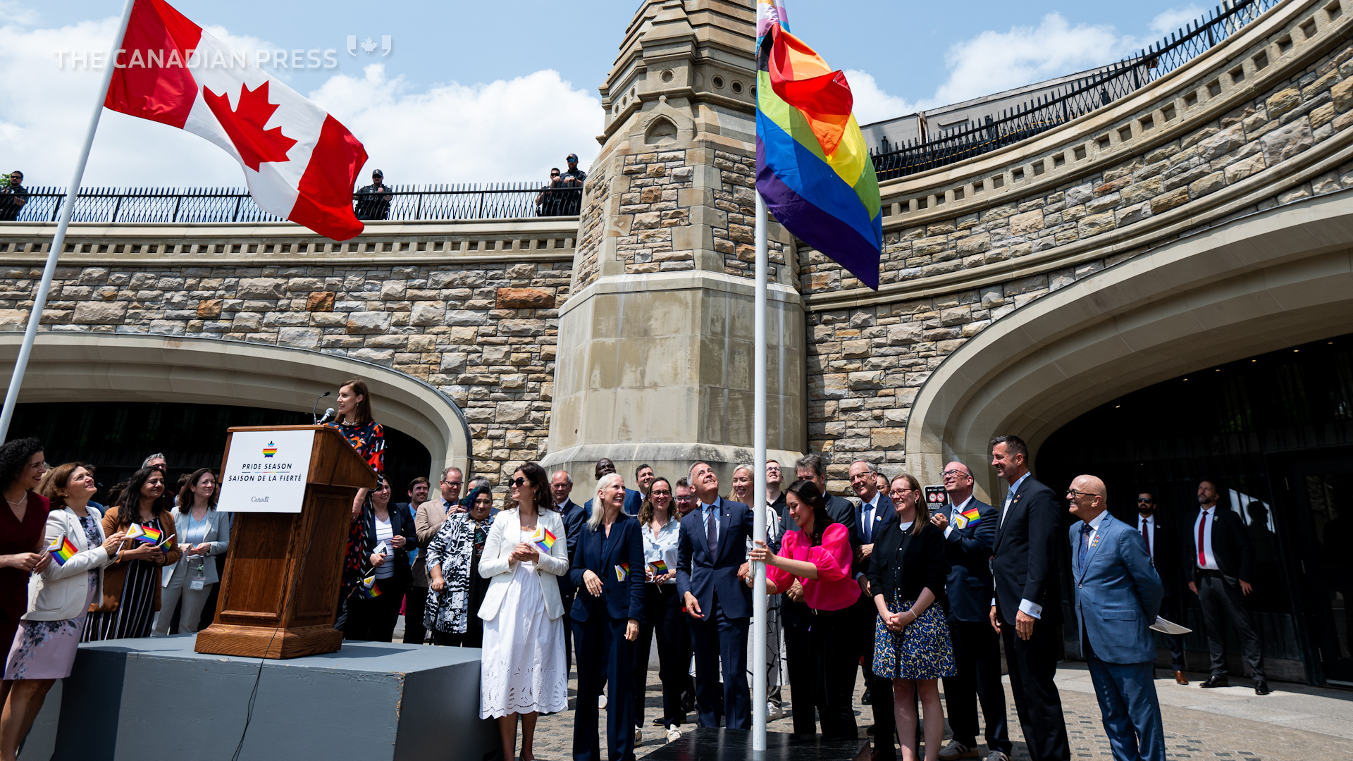 Prime minister, MPs raise Pride flag on Parliament Hill