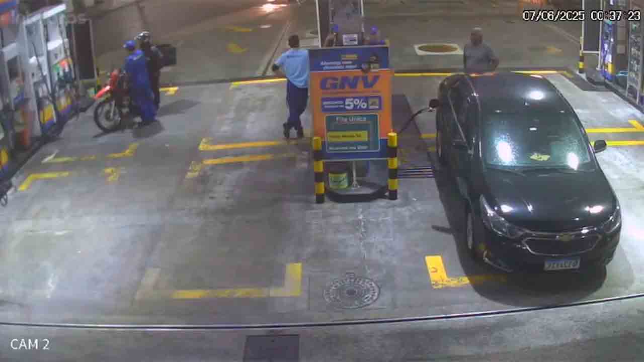 Car running on CNG causes fatal accident after exploding at a gas station in Brazil