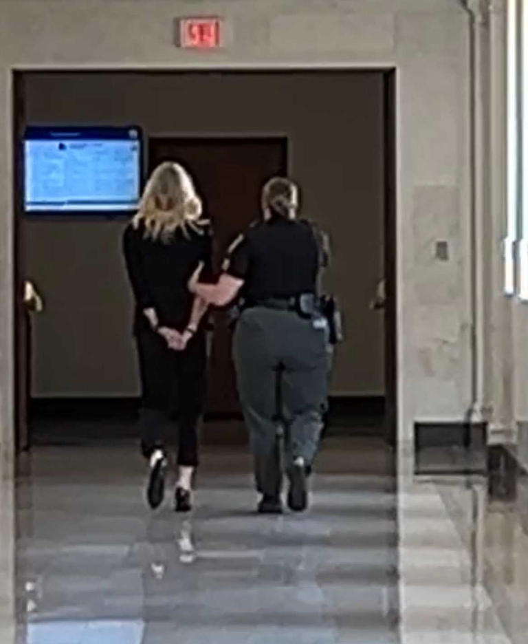 Former St. Xavier staffer who admitted to having sex with student ...