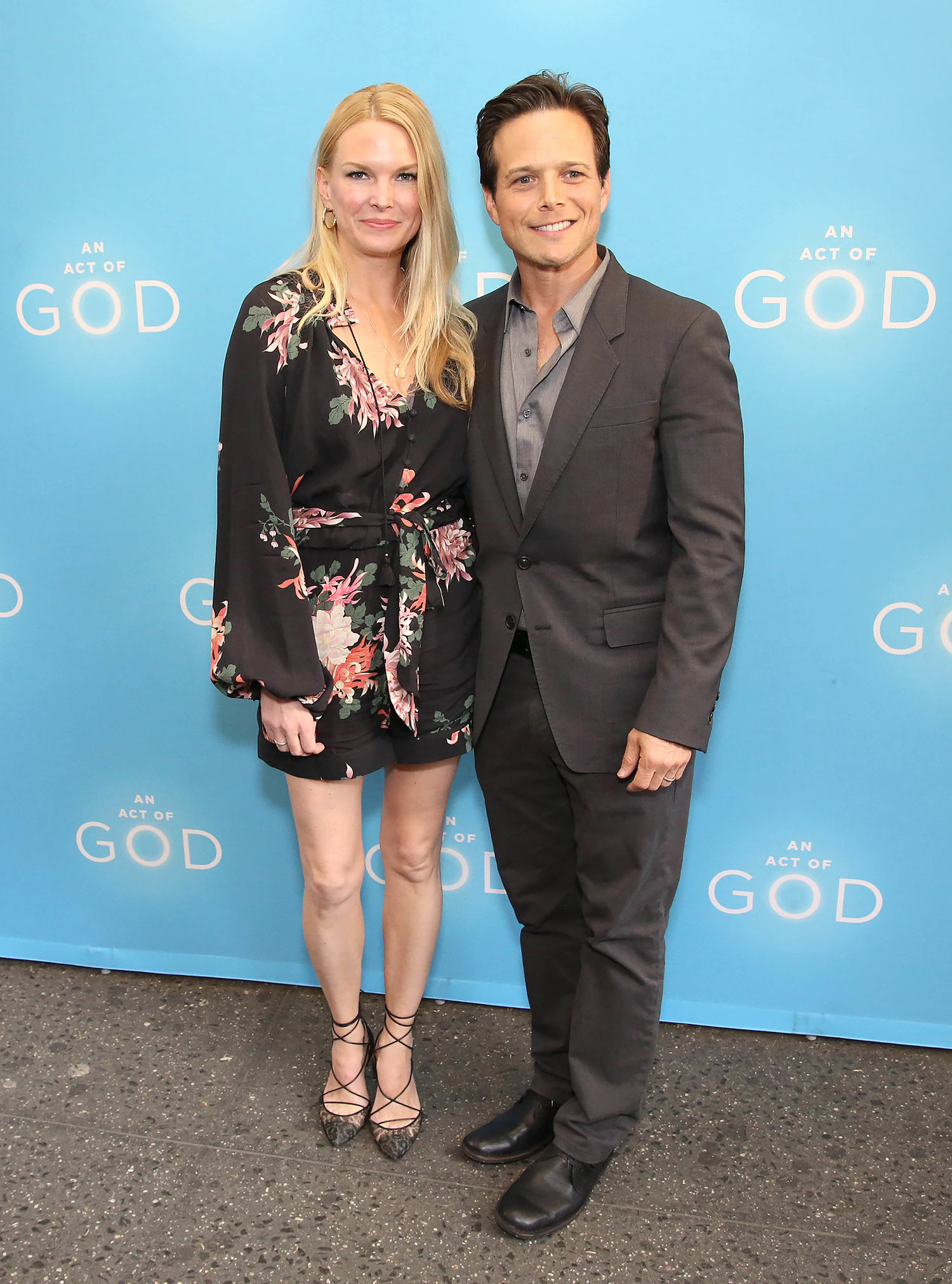'Party of Five' Star Scott Wolf And Wife Kelley Are Divorcing: 'A Long ...
