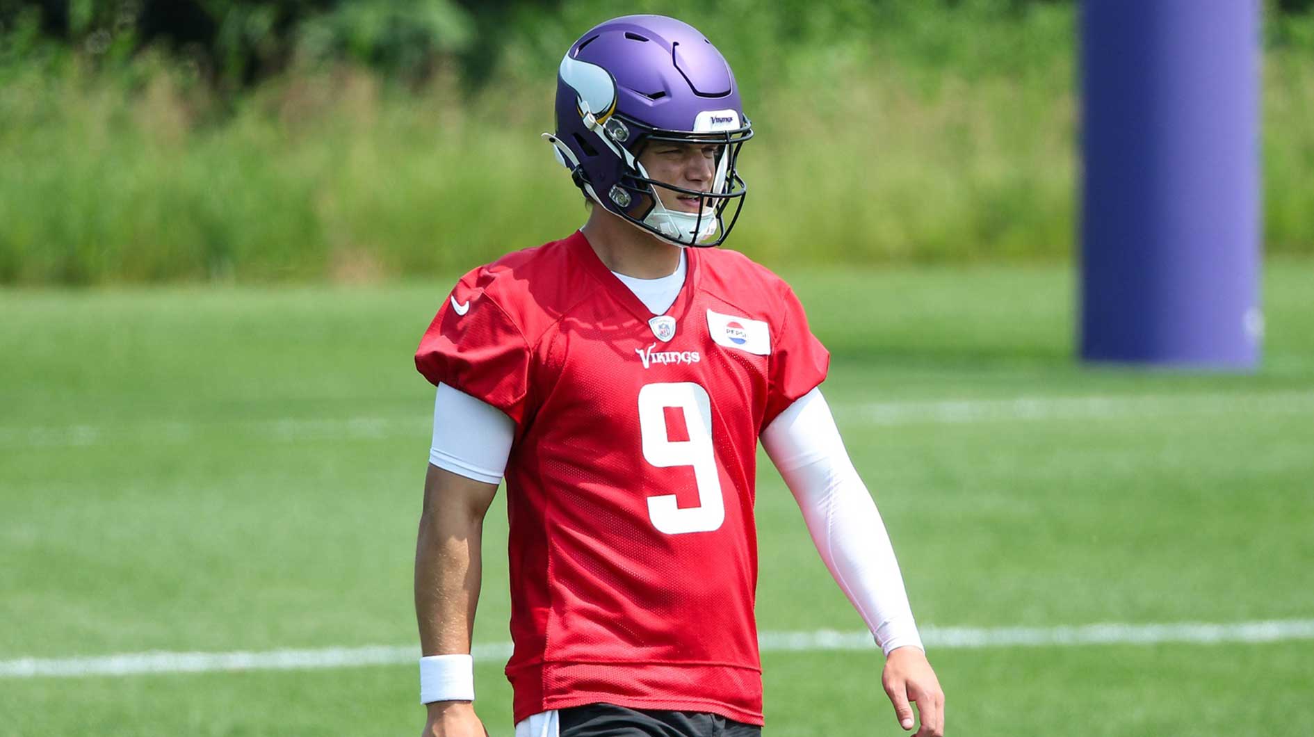 Key protector for Vikings’ JJ McCarthy takes big step in return from ...