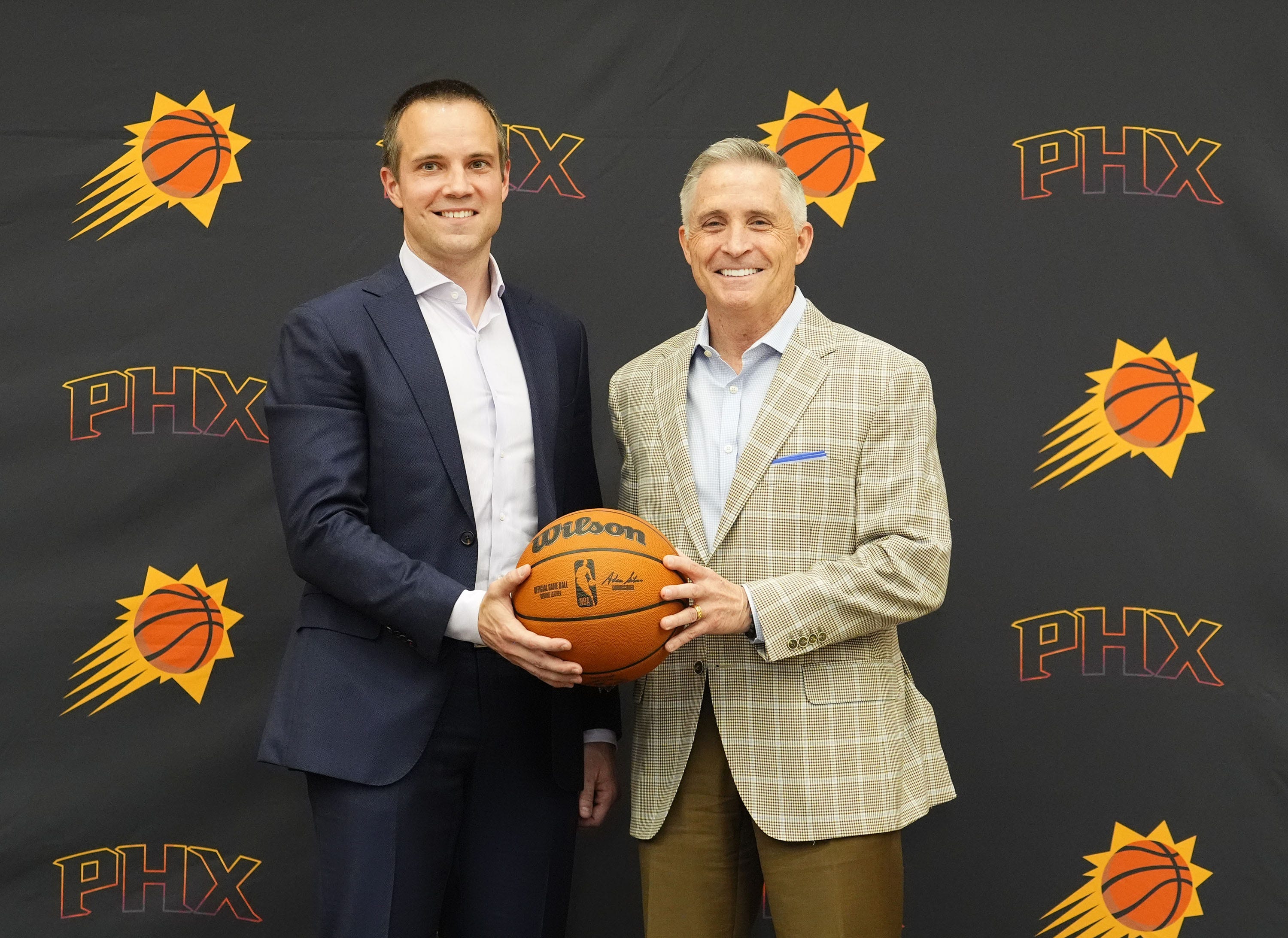 New Phoenix Suns coach Jordan Ott looking forward, not focused on team ...