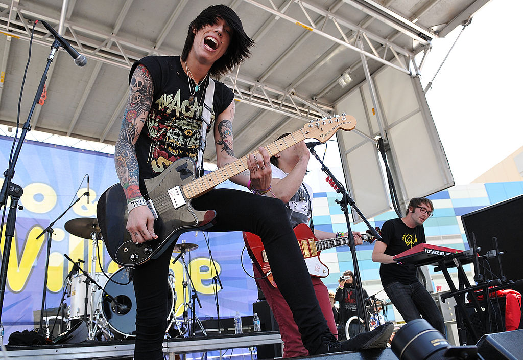 Trace Cyrus Accuses Billy Ray of Choosing Fame Over Family in Explosive ...