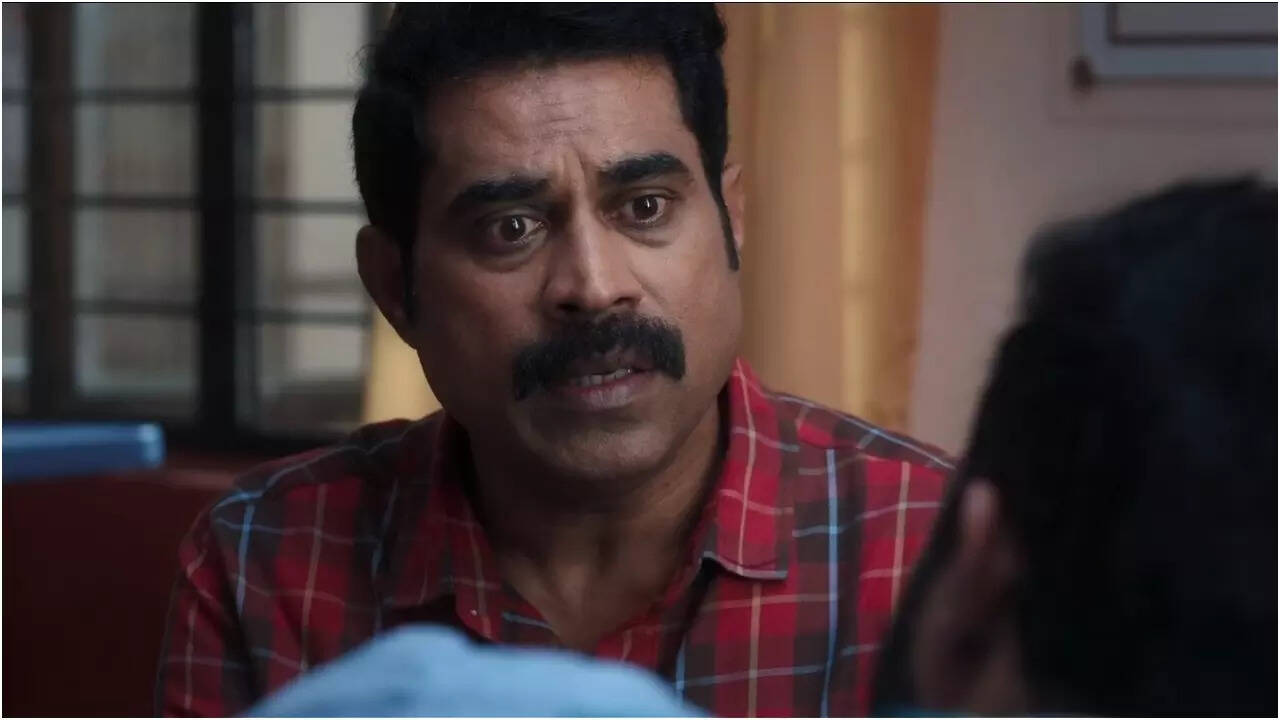 ‘Padakkalam’ OTT: Netizens praise the Suraj Venjaramoodu starrer ...