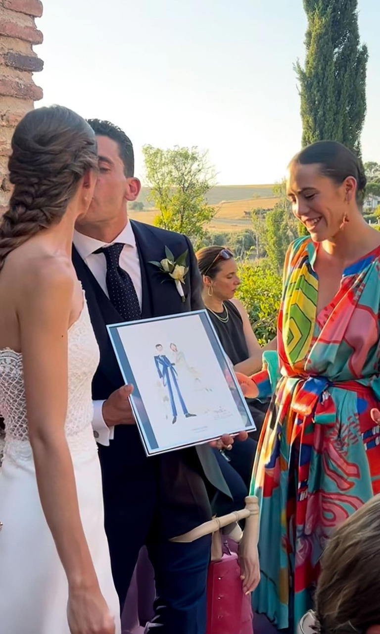 La boda de cine de Jaime Lorente y Marta Goenaga: las fotos no vistas y todos los detalles