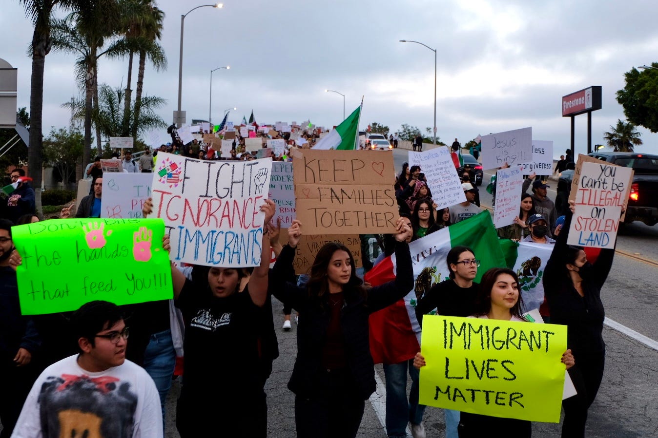 As ICE reports spike, protesters respond in Oxnard