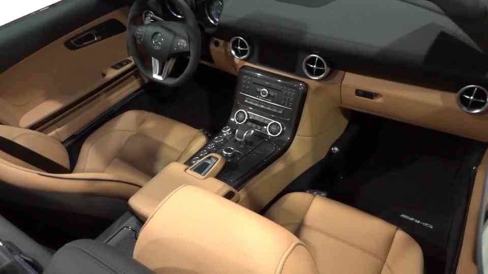 Mercedes SLS AMG 6.3 Roadster – Binnenkant & Cabrio Beleving | V8 ...