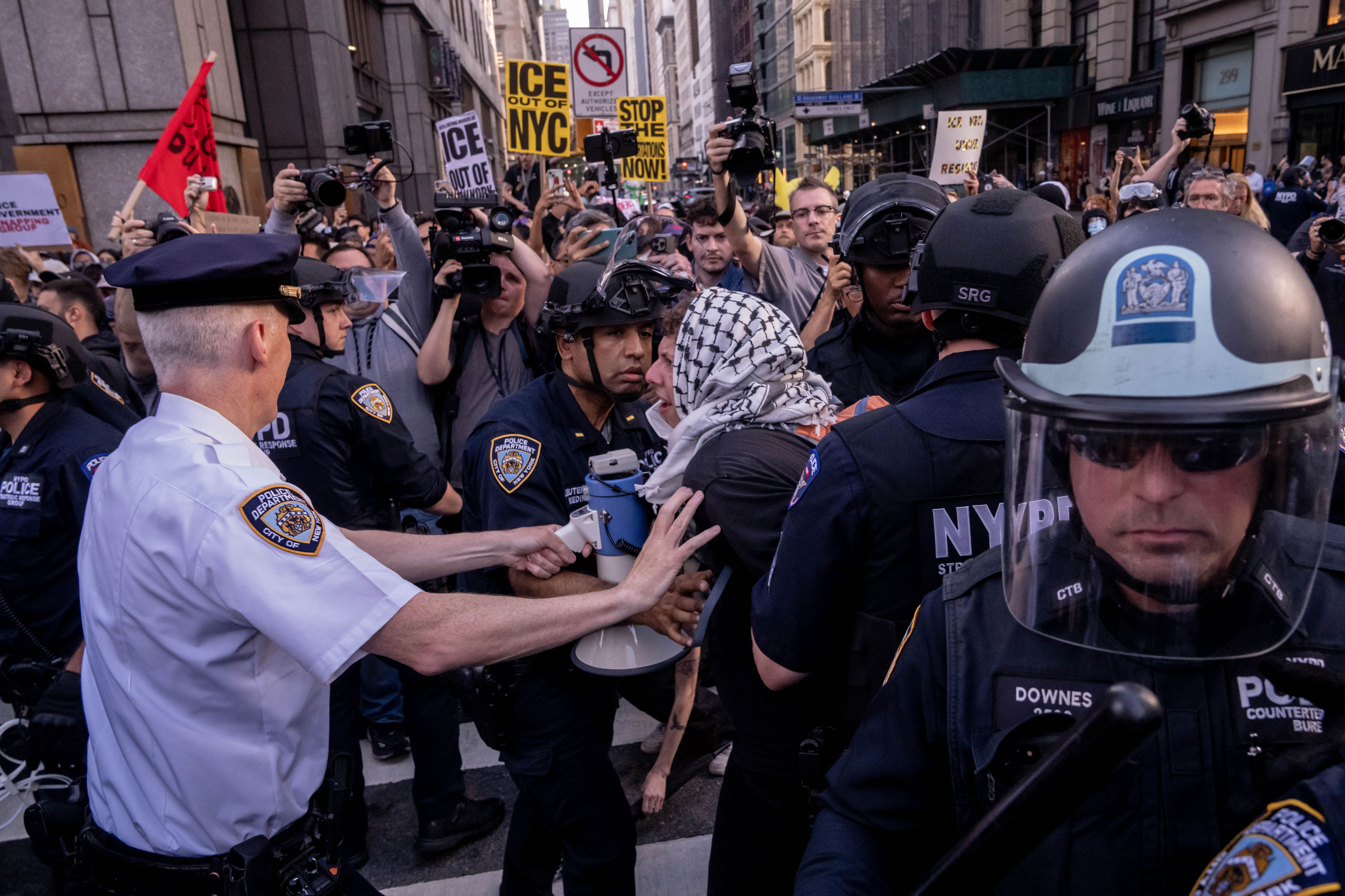 Marines in LA as ICE protests spread to more U.S. cities: In photos