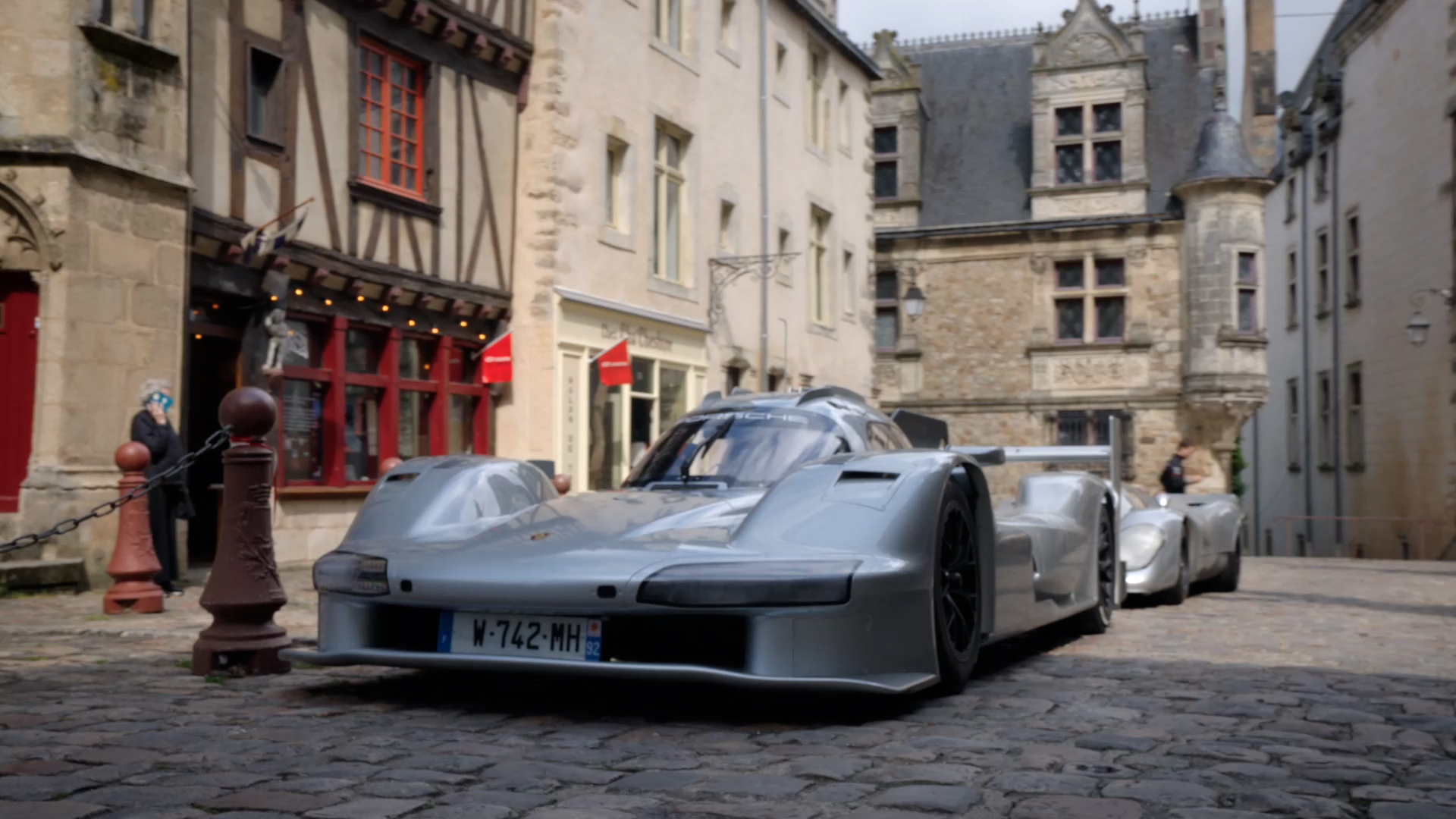 Porsche Reveals Road-Legal Version of Its Le Mans Hypercar