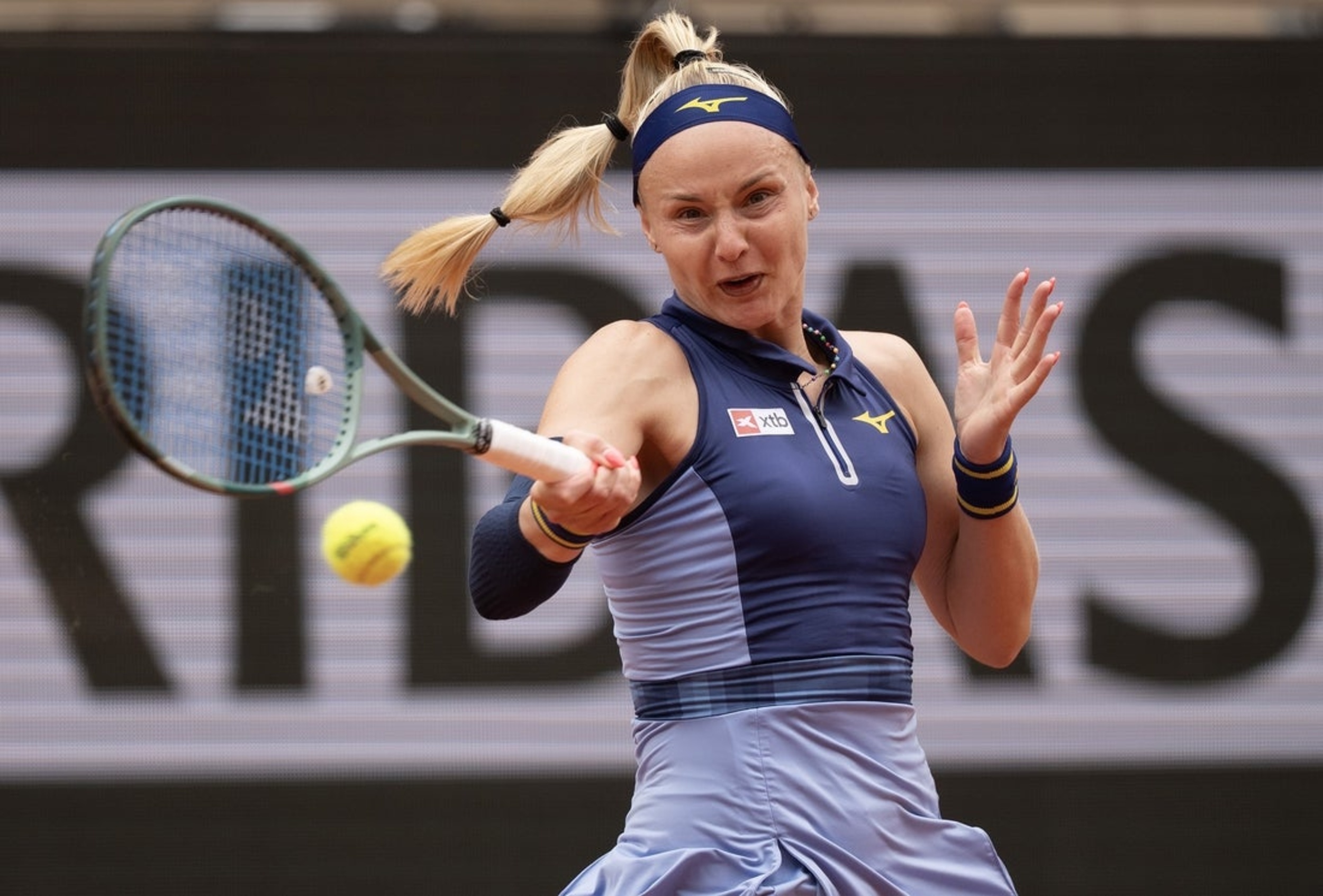 WTA roundup: Rebecca Sramkova stuns Barbora Krejcikova in London