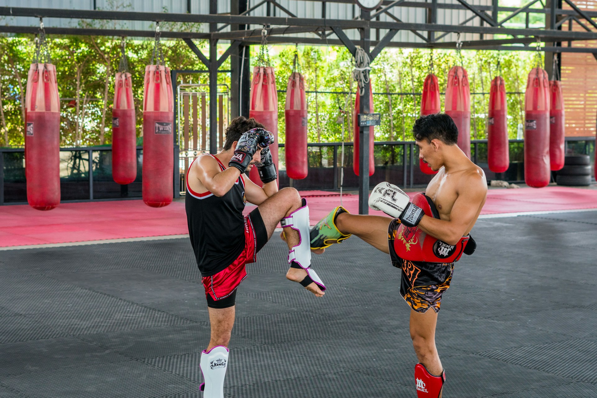 Muay Thai Training Camps in Thailand: Short-Term Experiences for Travelers
