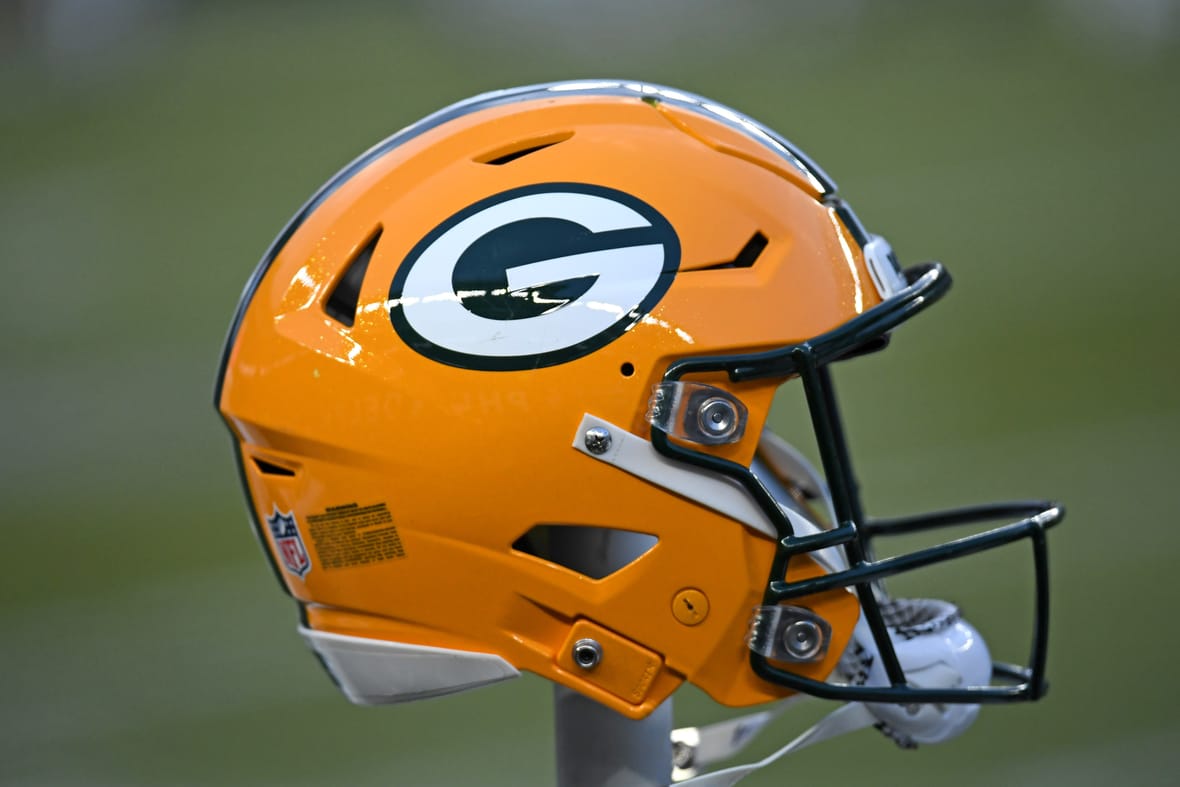 Green Bay Packers convert former receiver to cornerback